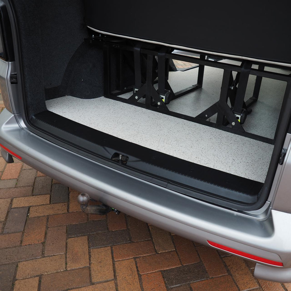 For VW T5/T5.1 Transporter V2 Rear Tailgate Threshold Cover Full Lengt ...